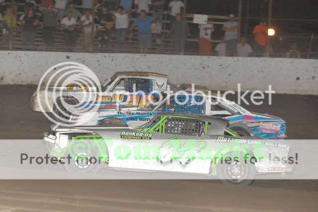 Saturday Night Racer - Bakersfield Speedway Photos 8-13-11